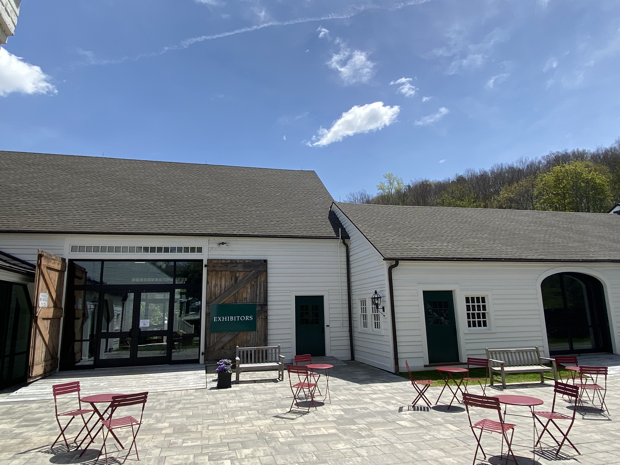 Visitor center_new gallery – Side of Culture