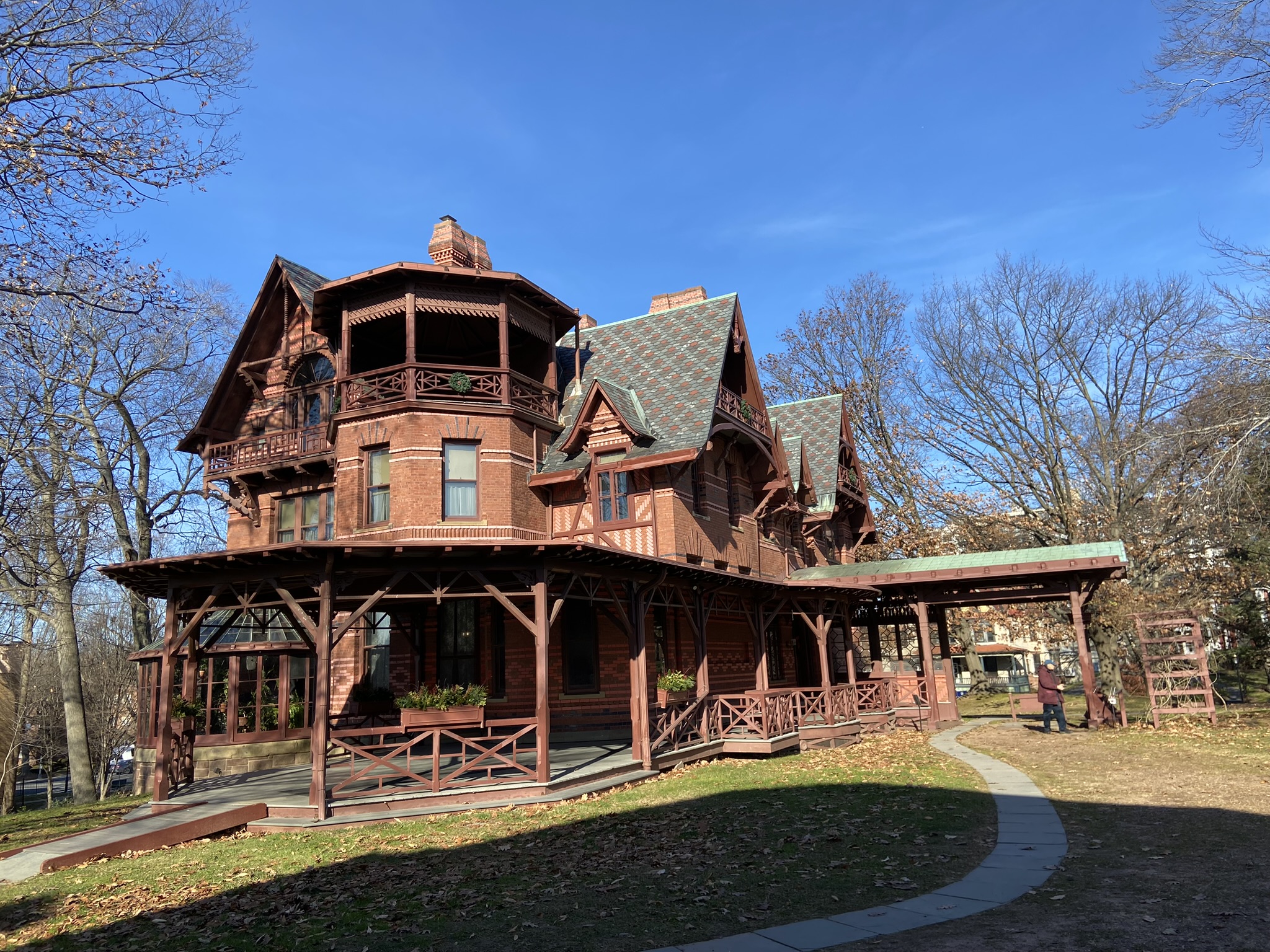 Twain House in winter – Side of Culture