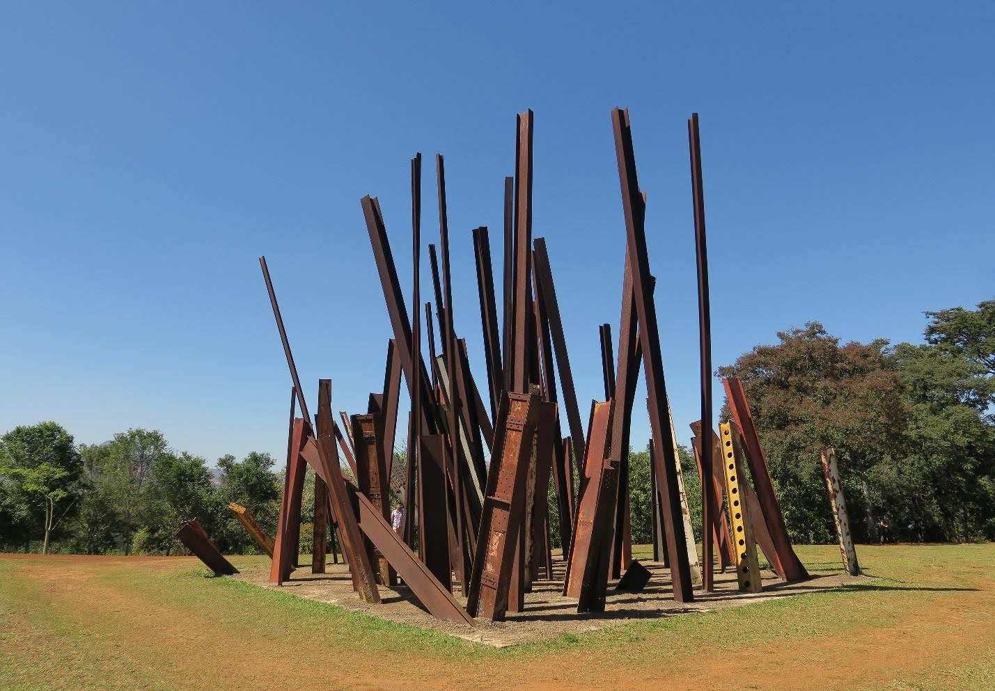 Inhotim Institute: Brazil’s Open-air Museum and Botanical Garden – Side ...