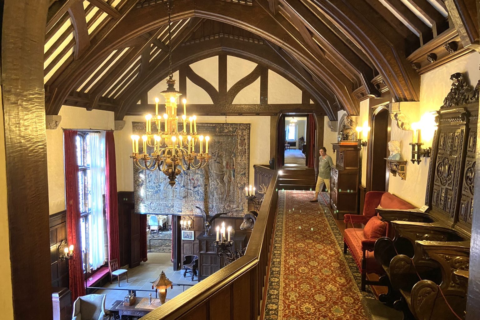 700 Volunteers, 65 Rooms, Glorious Gardens: Akron Ohio’s Stan Hywet ...