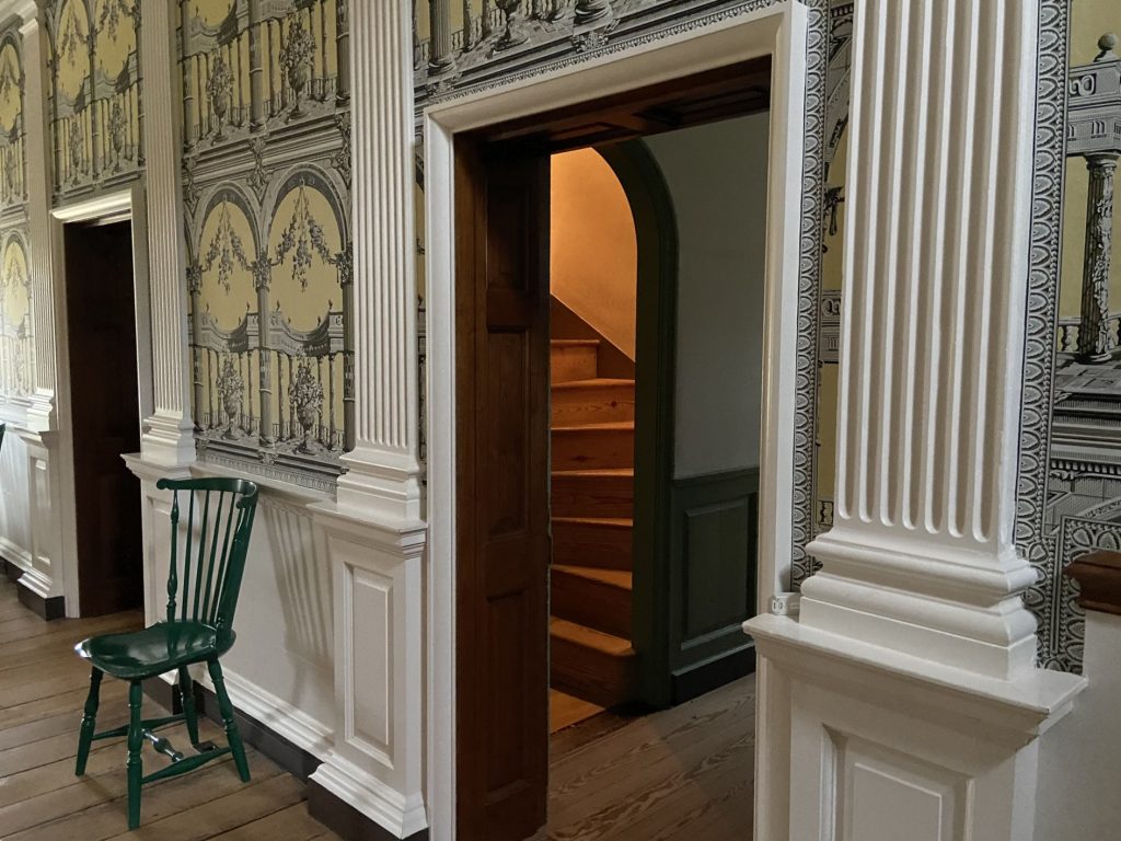 A Colonial Garden Blooms Again: George Mason’s Gunston Hall – Side of ...