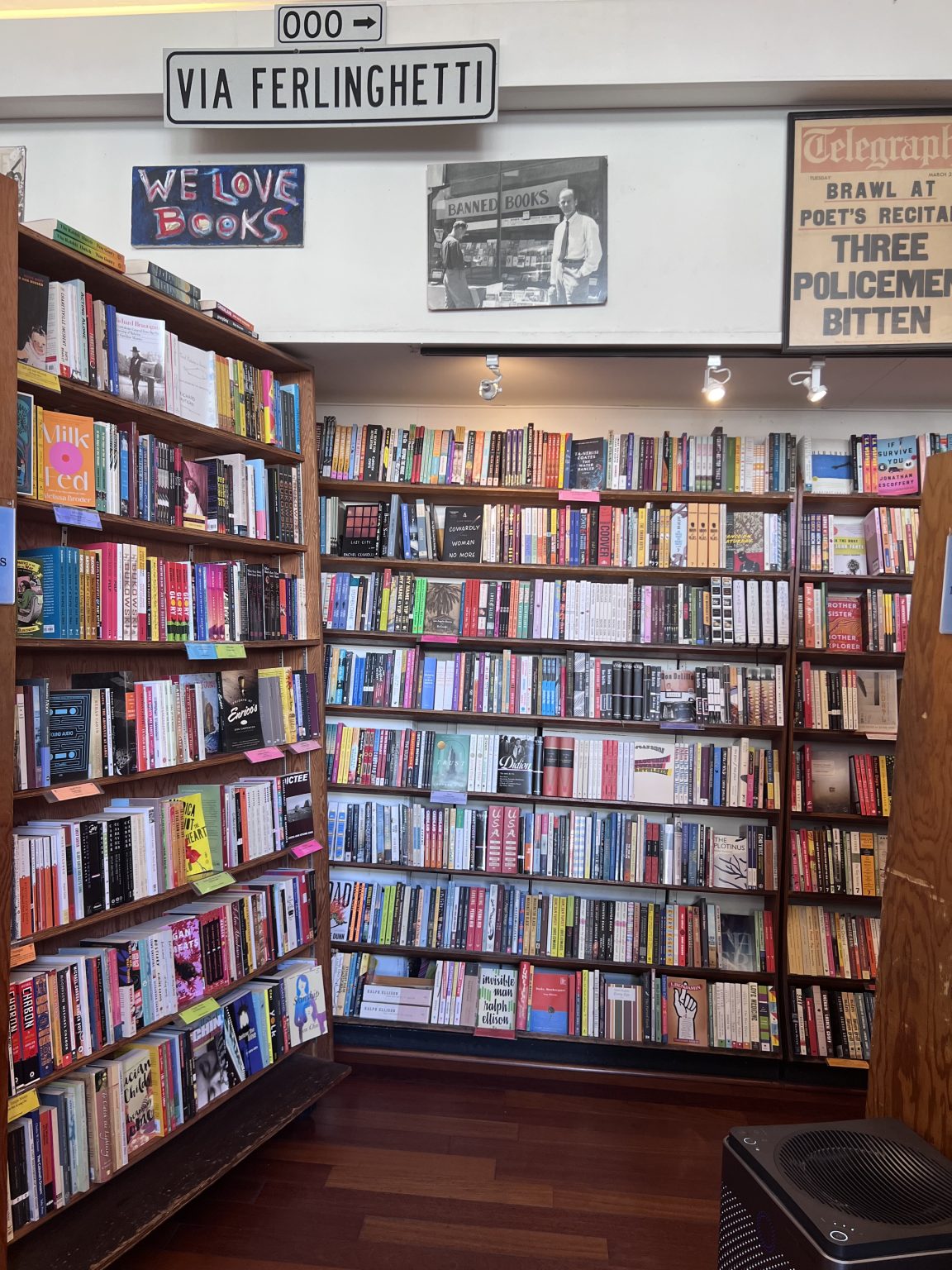 San Francisco’s Literary Oasis: City Lights Bookstore and the Beat ...