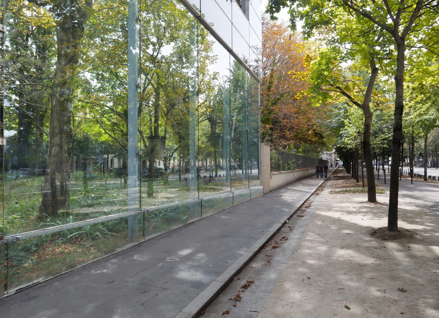 The Cartier Foundation: Light, Transparency, and Nature – Side of Culture