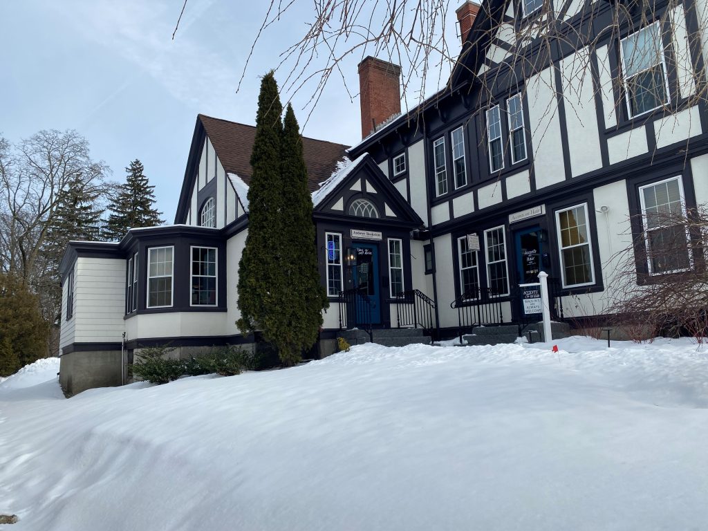 Andover Bookstore Creates Welcoming Community, a “Third Space” – Side ...