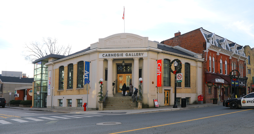 Dundas,,Ontario,,Canada-,November,10,,2020:,The,Old,Carnegie,Library ...