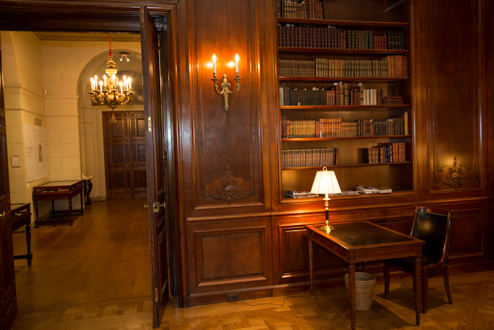 Photo 3 NYSL_Members_Room1 – Side of Culture
